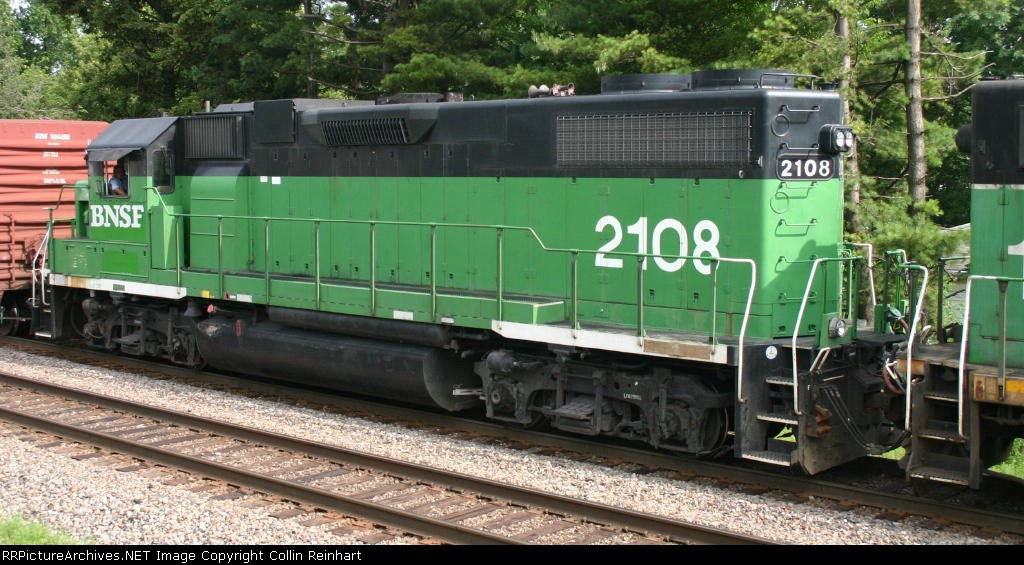 BNSF 2108